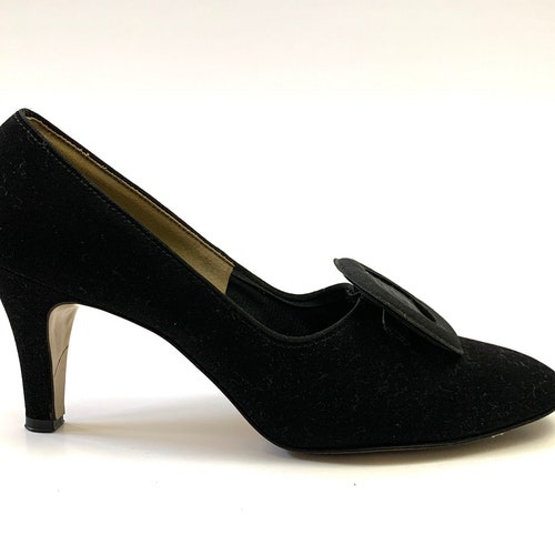 Vintage 1950s Vegan Pilgrim Heels // Black Retro Pinup Close - Etsy