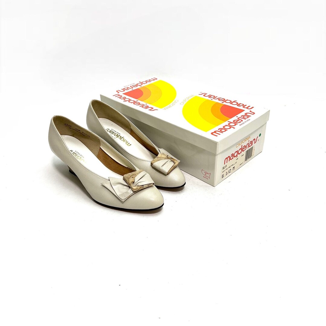 Vintage 1980s Buckle Wedges // Khaki Leather Slip on Summer Kitten ...