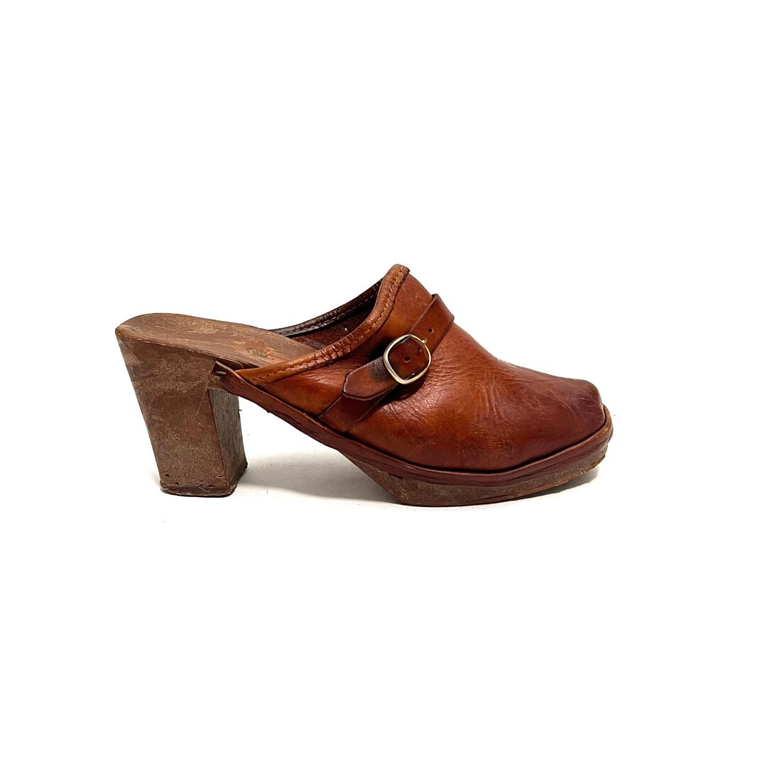 Vintage 1970s Platform Clogs // Brown Leather Slip on Buckle Mule Heels ...