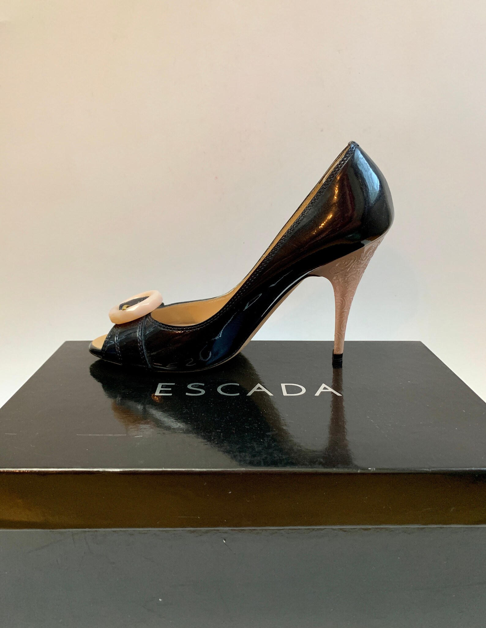 Vintage 1990s Black Patent Leather Pumps by Escada // Designer | Etsy