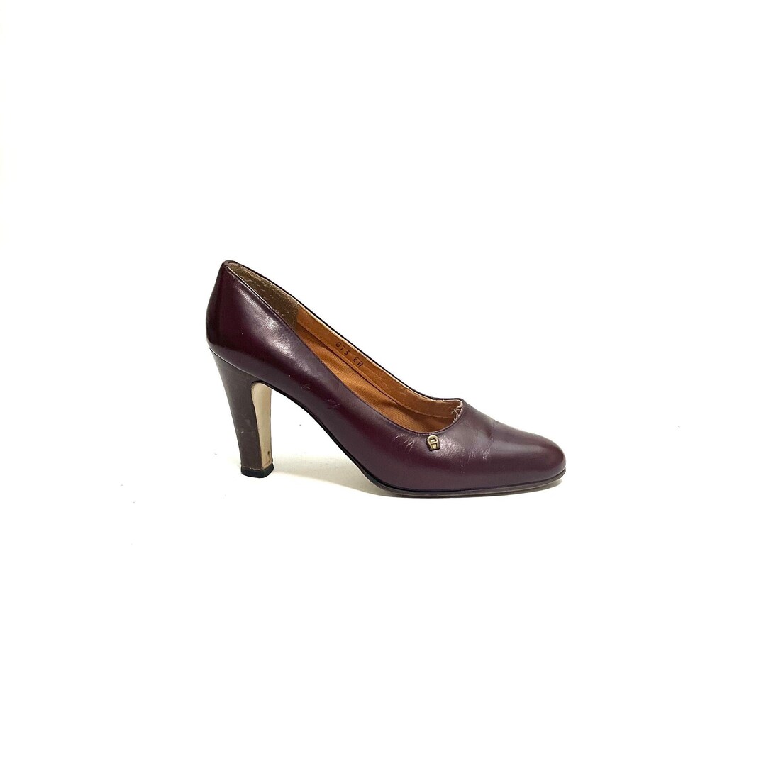 Vintage 1980s Classic Workwear Pumps // Maroon Leather Slip on Logo ...