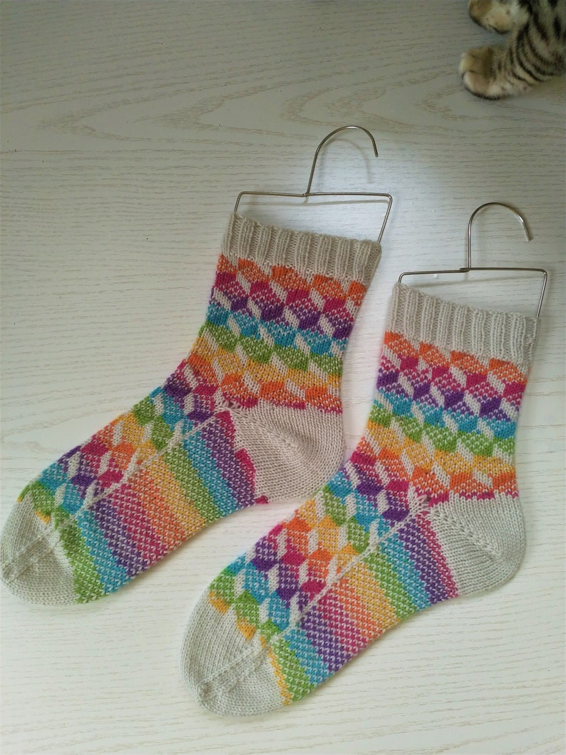 Dimensions sock pattern PDF download self striping colourwork | Etsy