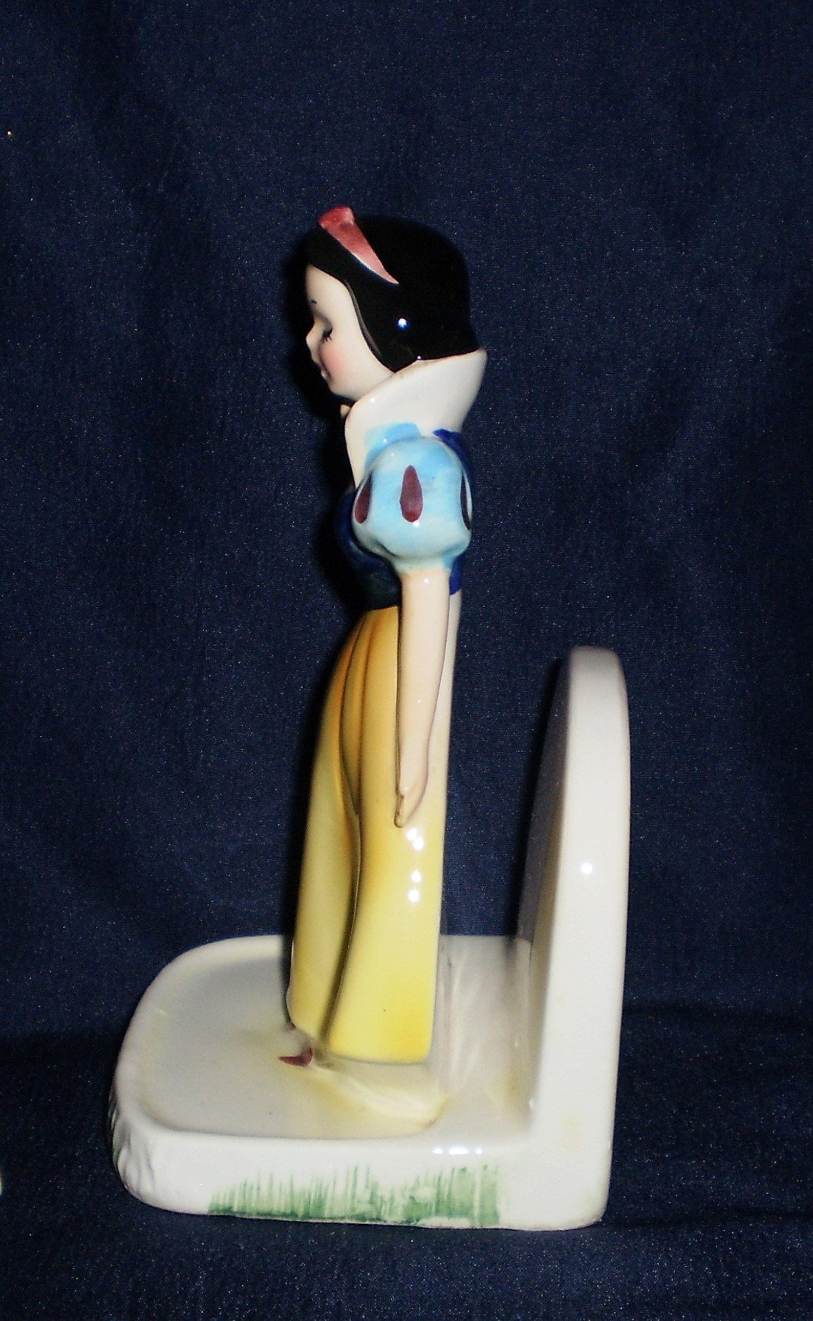 Disney Snow White Napkin Holder, Doc and Dopey Salt and Pepper Set - Etsy