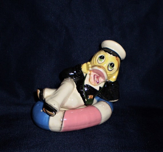 Disney Donald Duck on a Raft Salt and Pepper Set - Etsy