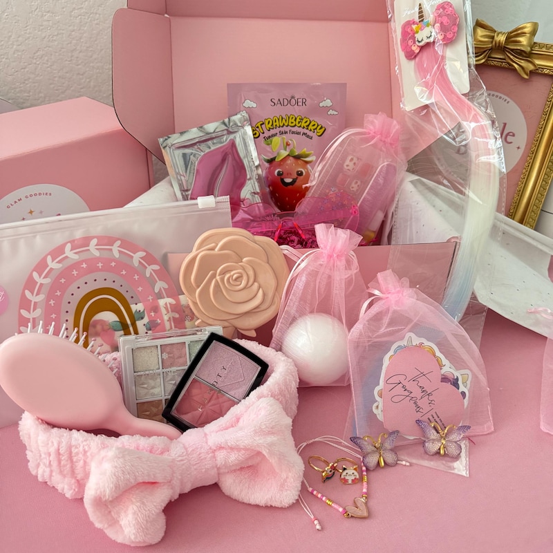 Teen Girl Makeup Gift Box - 60+ Gift Ideas for 2025