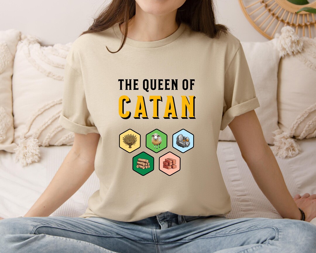 Queen of Catan T-shirt: Game Night Tee, Catan Fan Apparel - Etsy