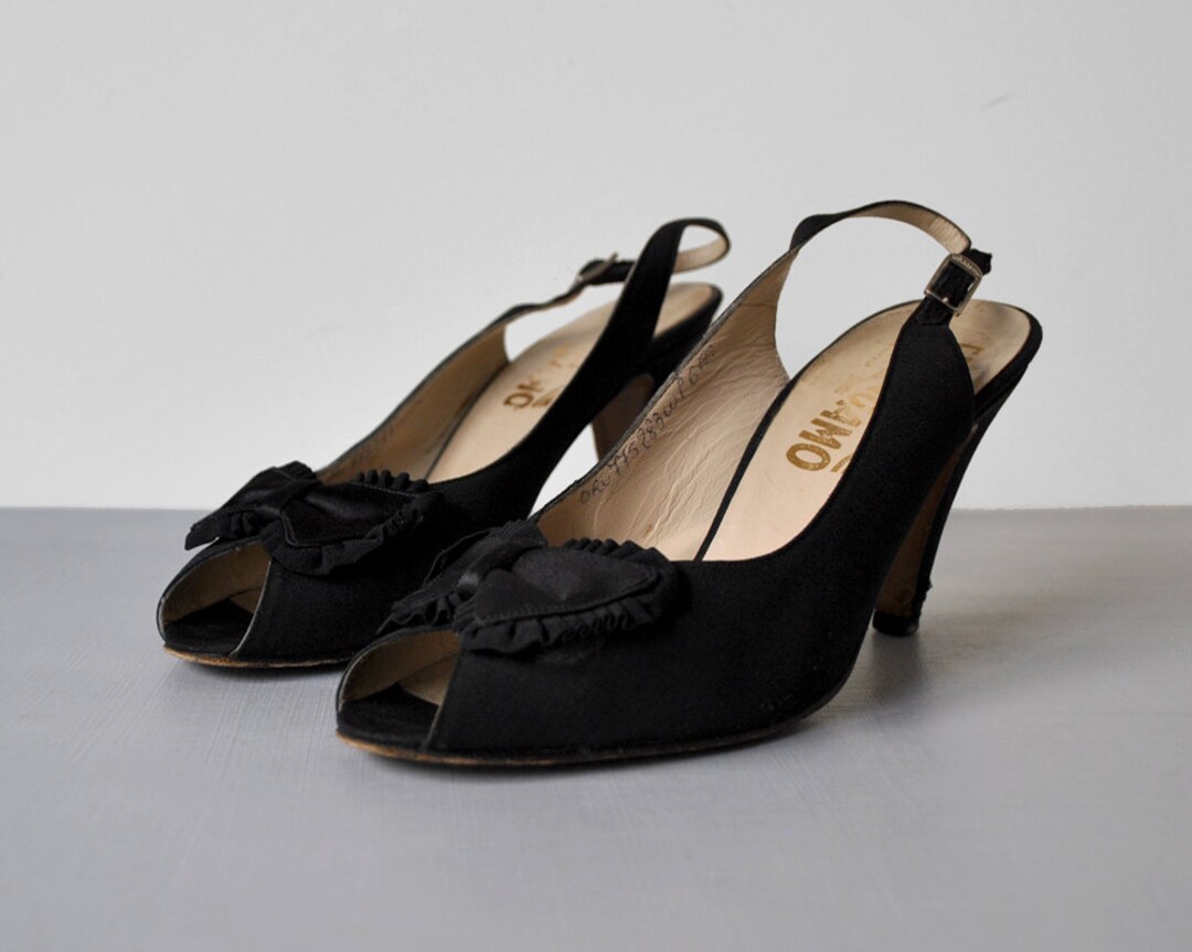 60 Black Heels. Ferragmo. 1960's Slingbacks. Bow. Black Pump. 5. Narrow ...