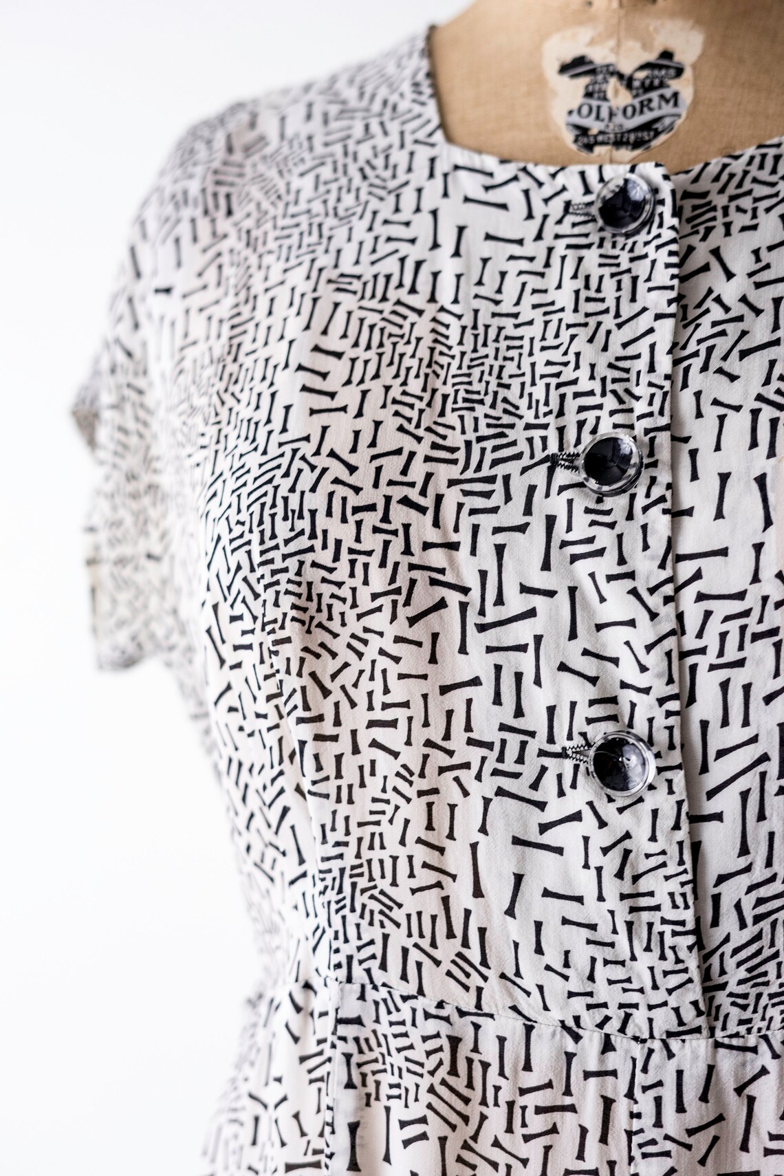40's Print Dress. Vintage 1940 Silk Dress. Black & White - Etsy