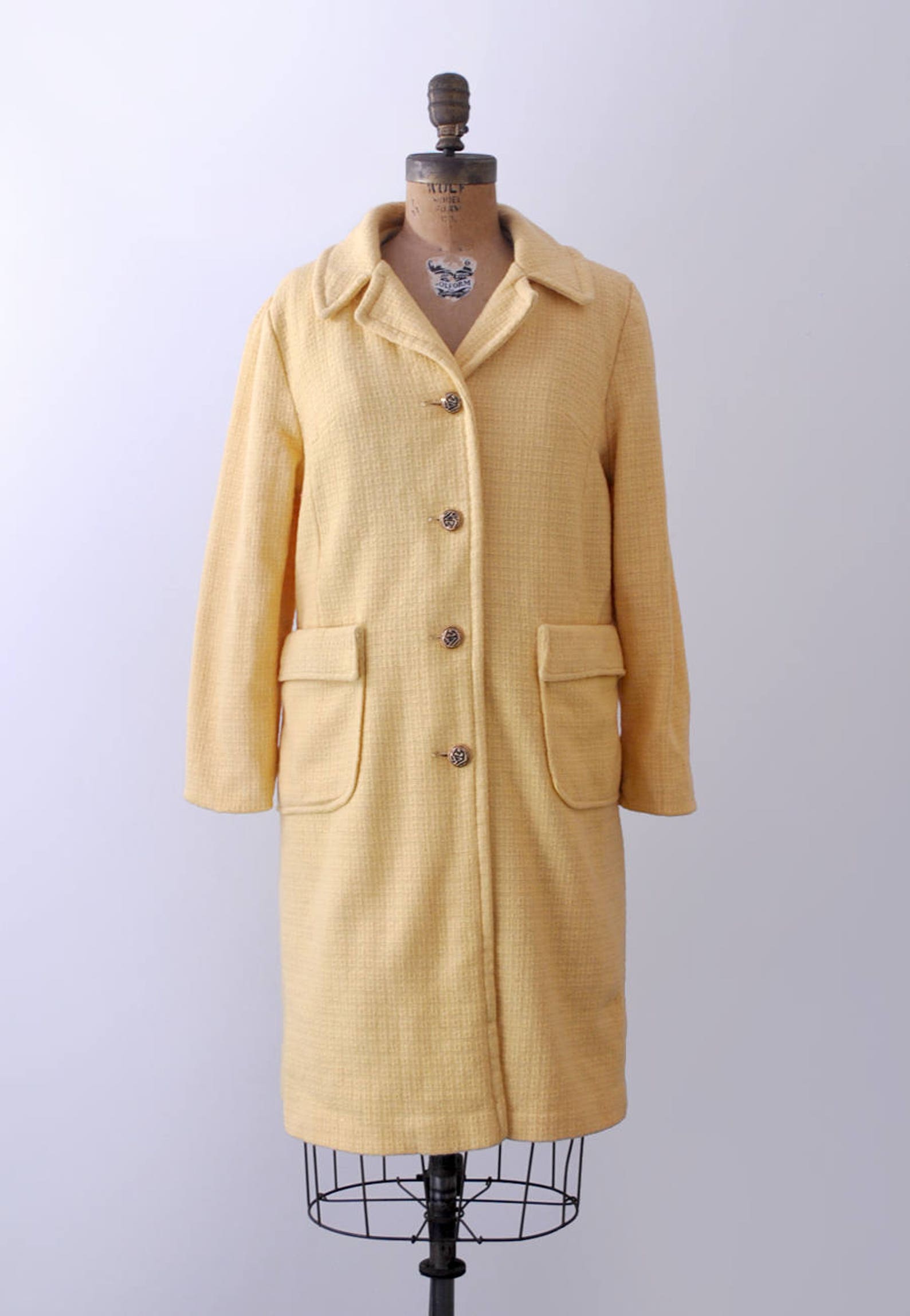 70 Yellow Coat. Large. 1970's Vintage Coat. Pockets. Collared. Mustard ...