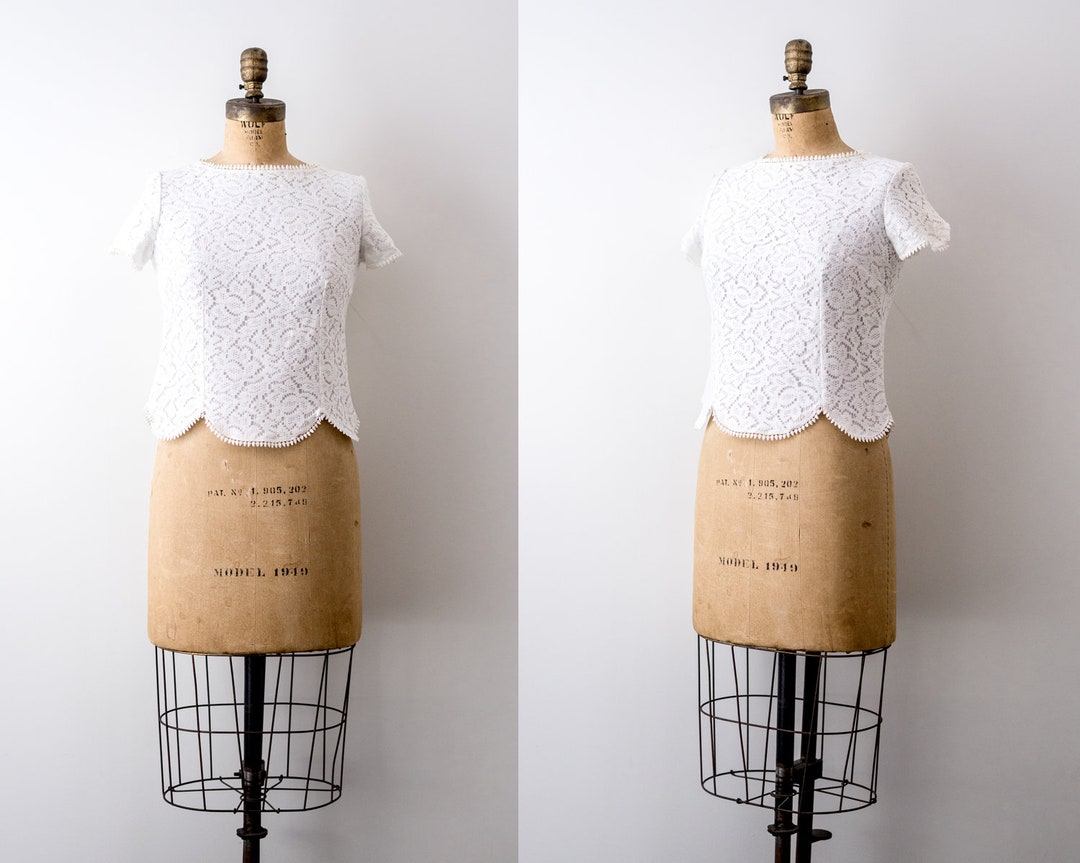 60 White Lace Blouse. Vintage 1960’s Top. Scalloped. Floral. Cropped ...