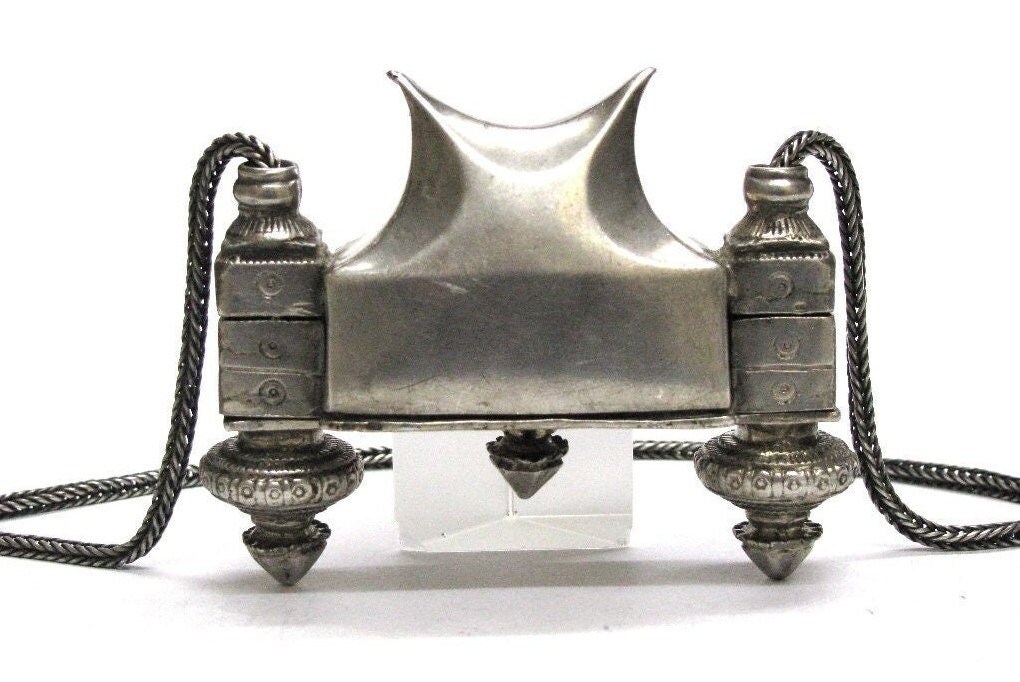Antique Silver Lingam Casket: Indian Amulet Necklace, Shiva Container ...