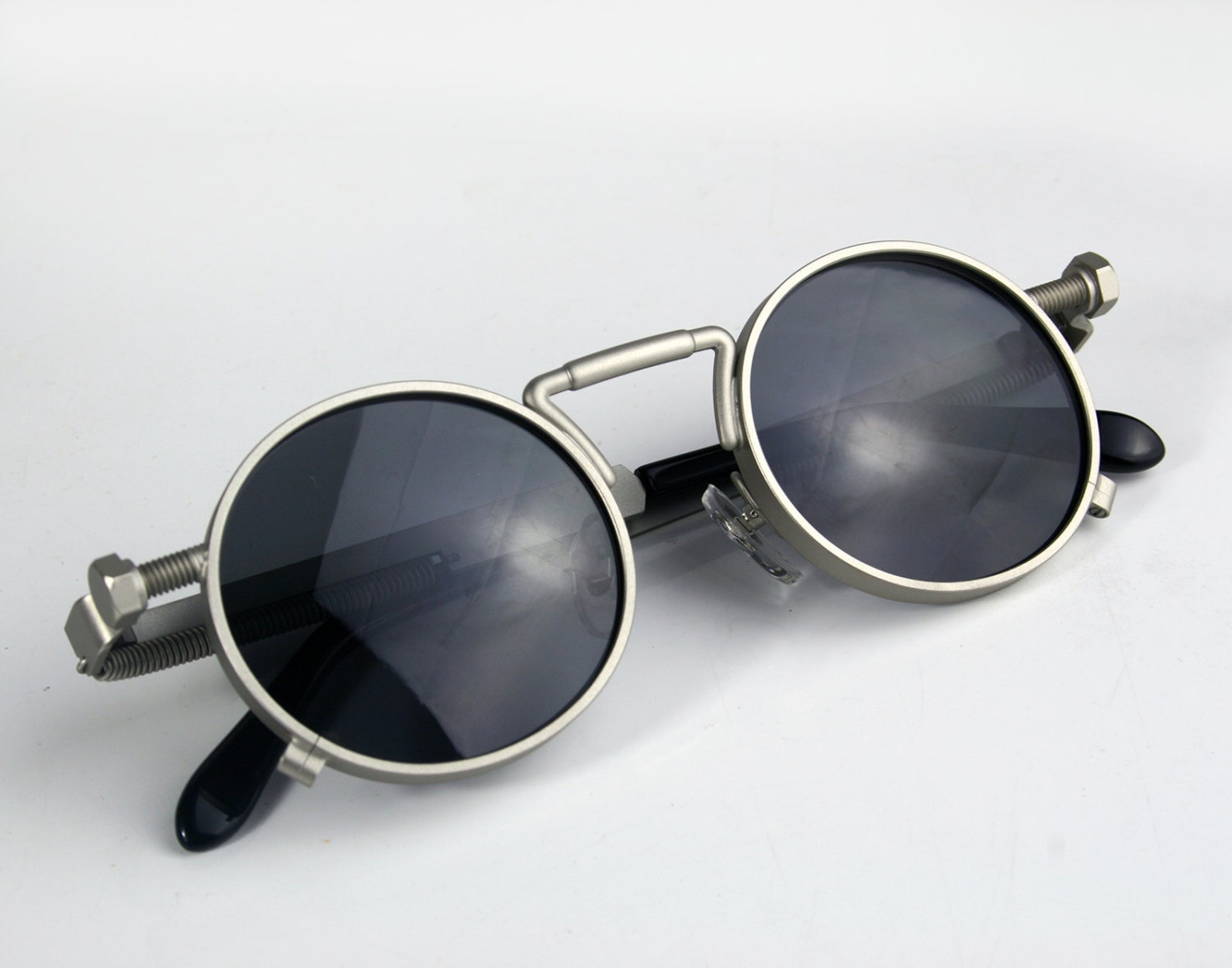 Round Sunglasses Spring on Temples Steampunk Sunglasses Silver Metal ...