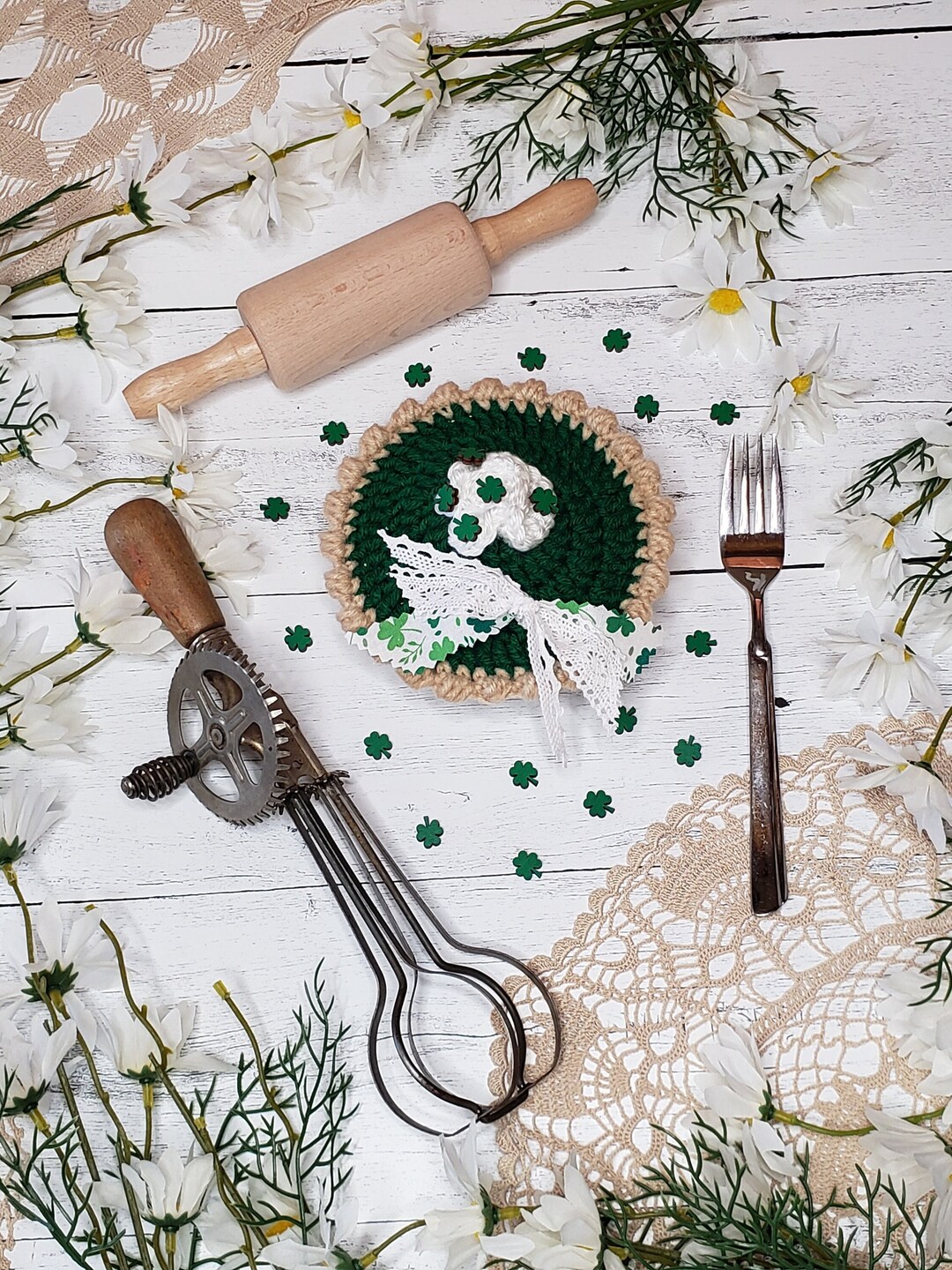 Shamrock Pie for Tiered Tray Displays / St. Patrick's Day Décor / Irish ...