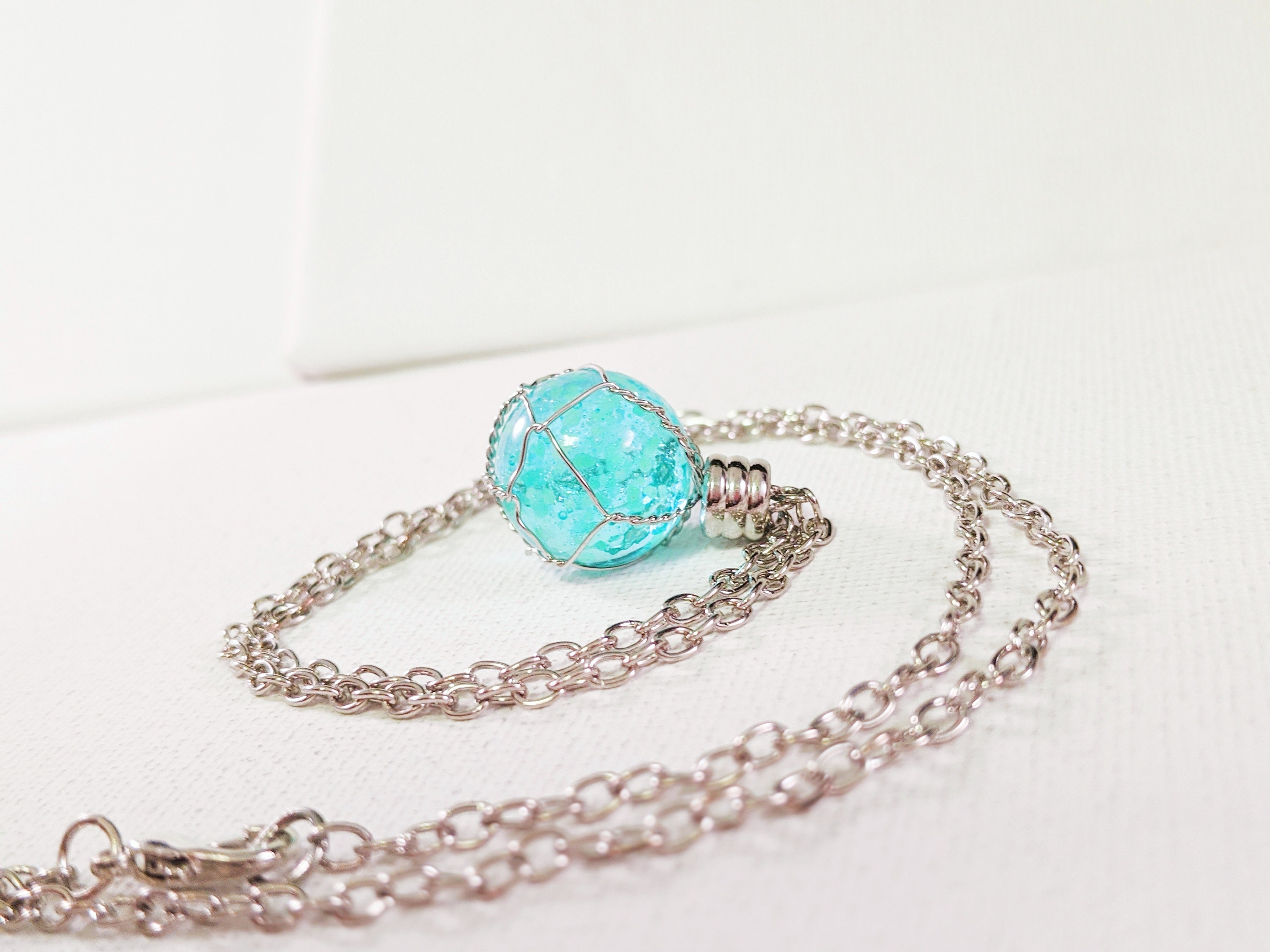 FFVII Glowing Holy Materia Necklace Final Fantasy VII - Etsy Canada