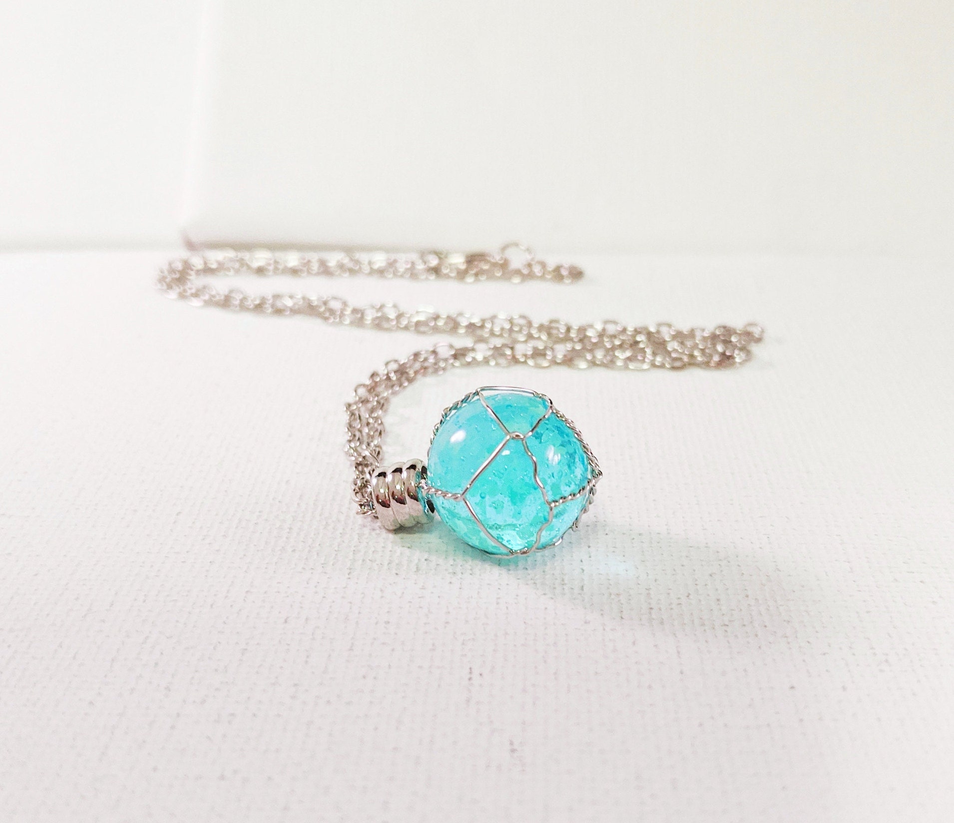 FFVII Glowing Holy Materia Necklace Final Fantasy VII - Etsy UK