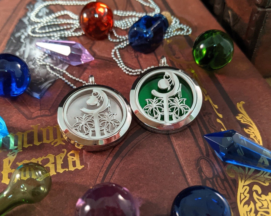 FFXIV White Mage Locket Necklace - Stainless Steel Magnetic Locket W ...