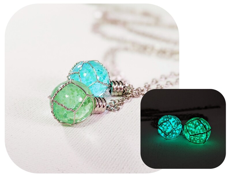 FFVII Glowing Holy Materia Necklace Final Fantasy VII - Etsy