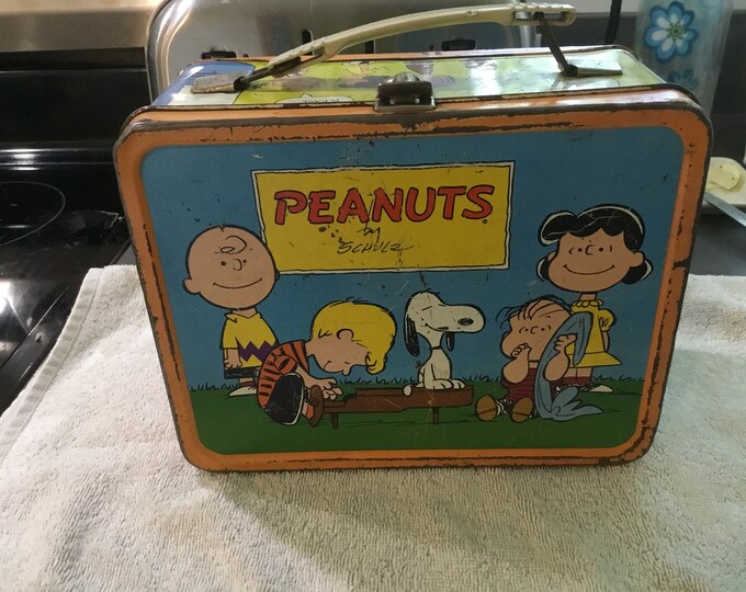 Vintage Lunch Box Peanuts Vintage Lunch Box and Thermos Nice Graphics ...