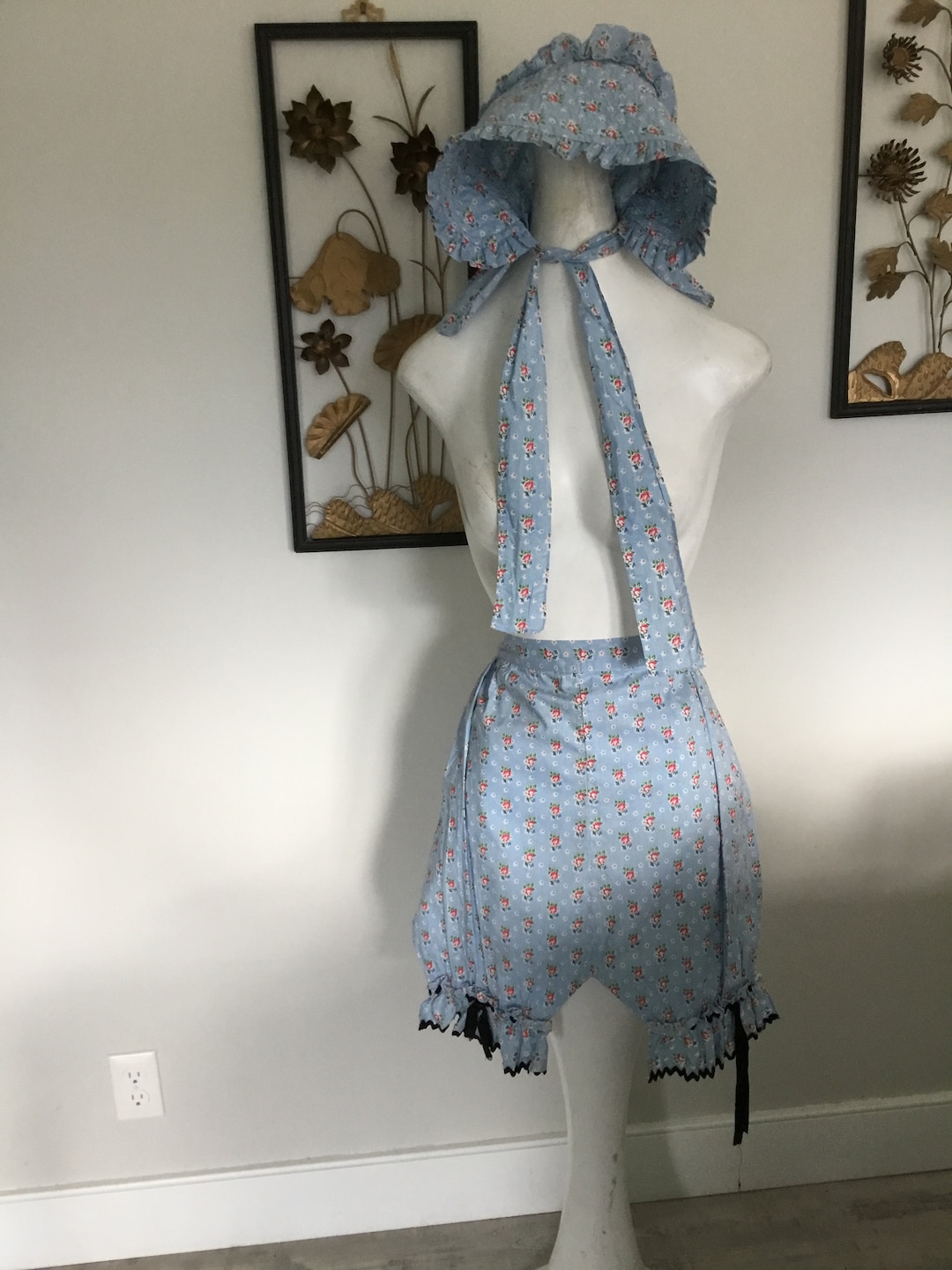 Prairie Apron and Matching Bonnet Floral Print Dusty Blue and Pink ...