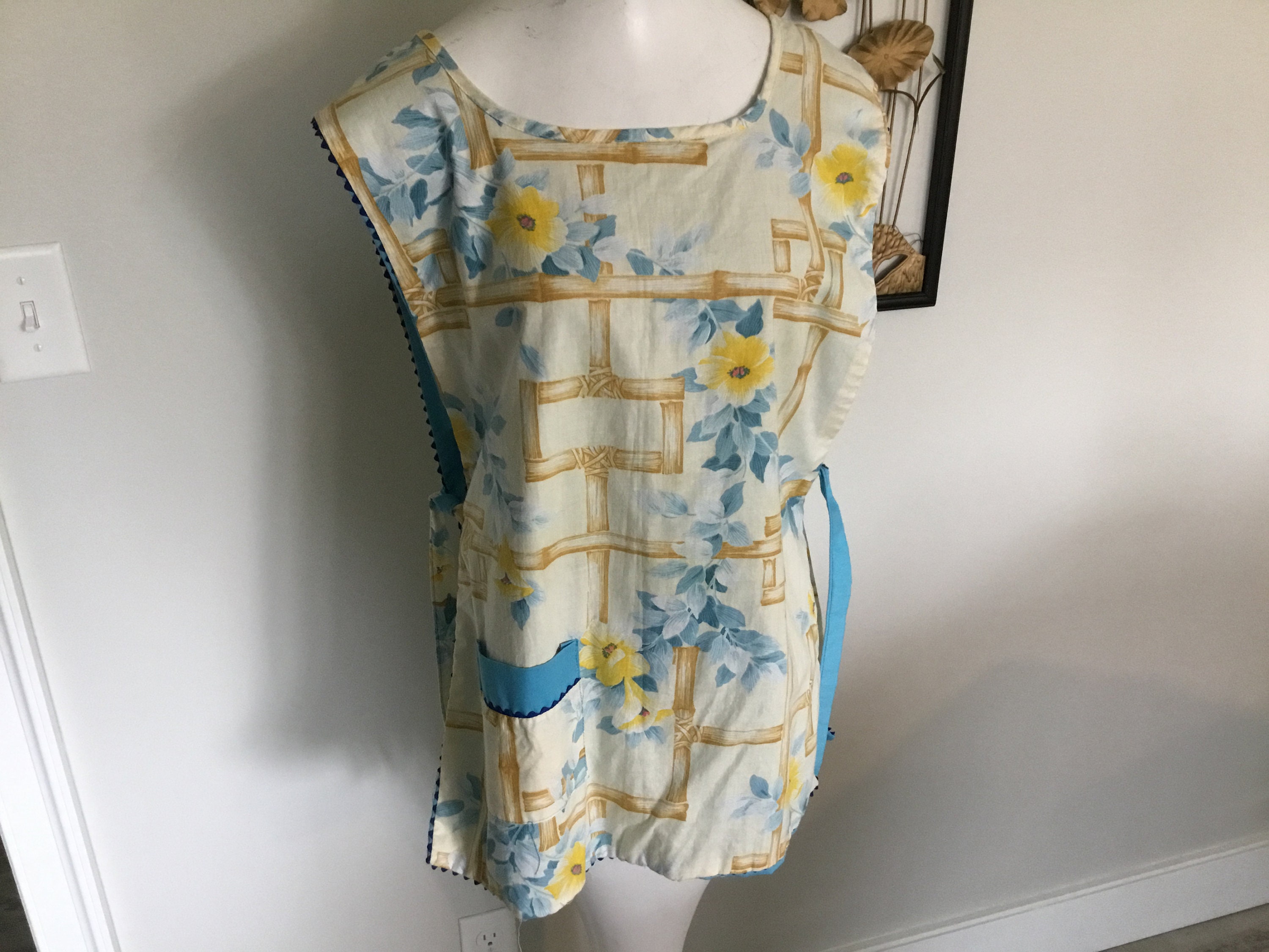 Vintage Apron Pale Blue and Bright Yellow Floral Apron - Etsy
