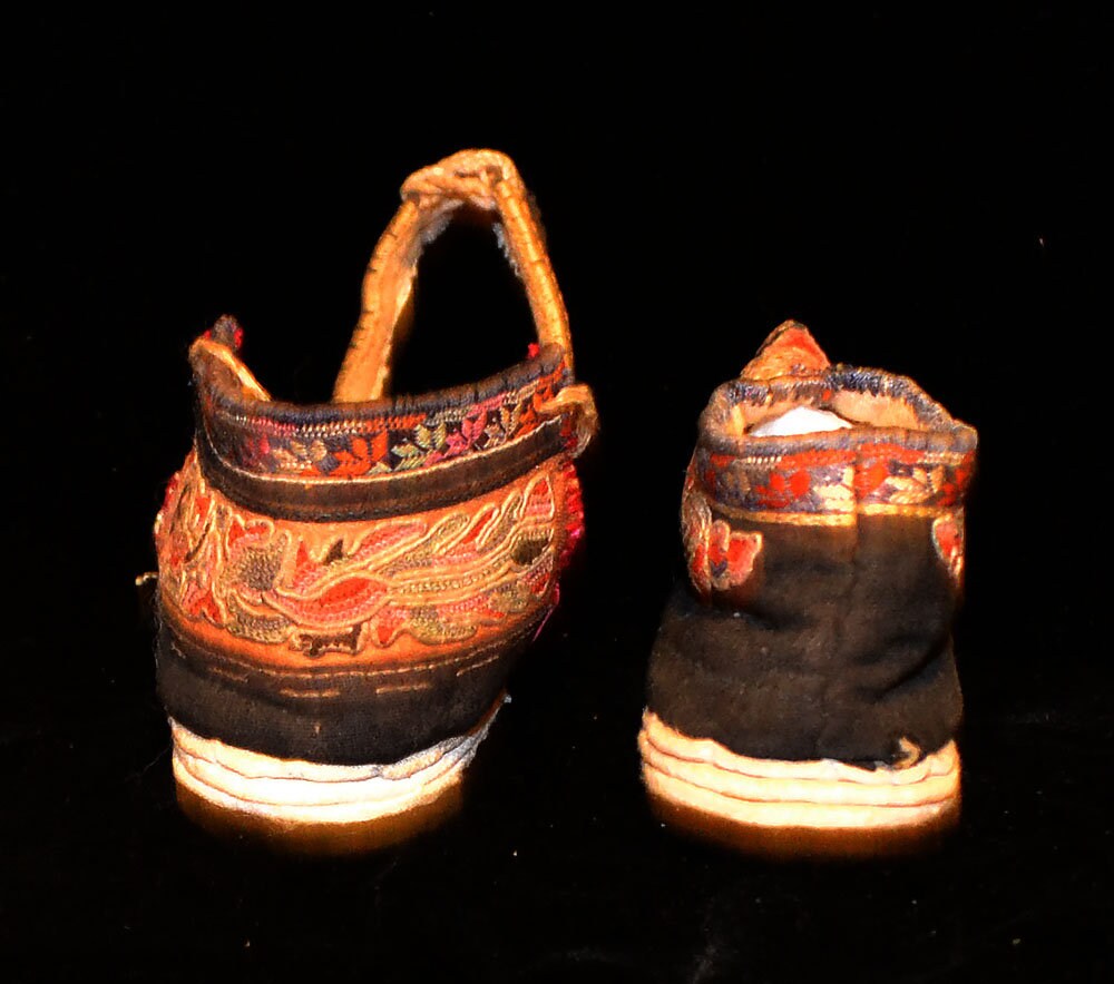 Very Small Woman's Shoes for Tiny Feet, China. - Etsy