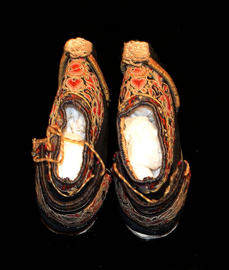 Very Small Woman's Shoes for Tiny Feet, China. - Etsy