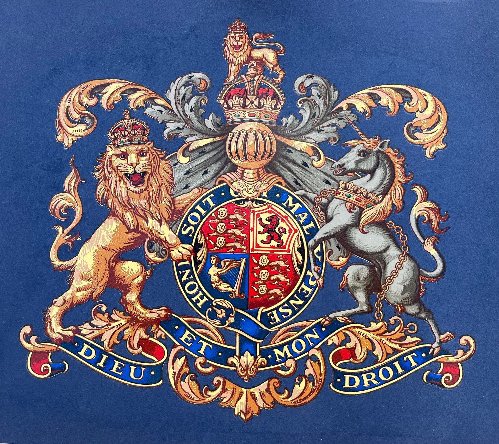 Royal Coat of Arms With Tudor Crown Image Transfer Decal Unique Vintage ...