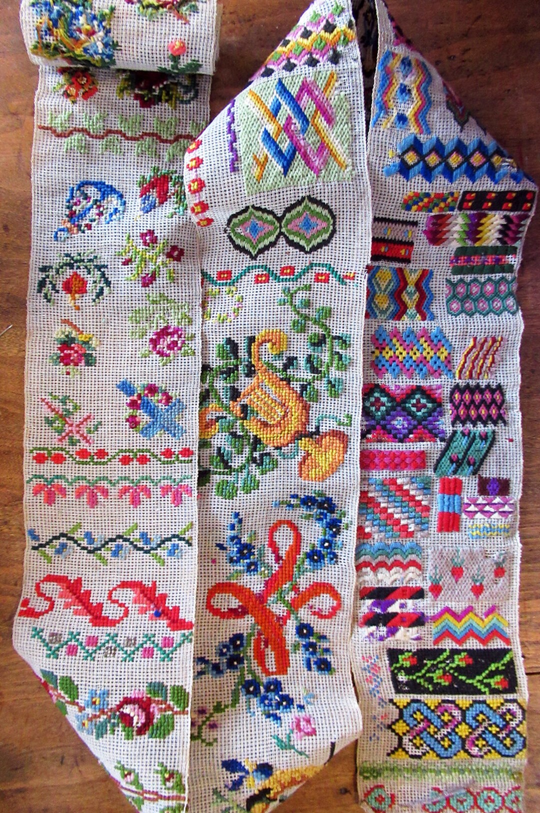 Circa 1850 “berlin Work” Motif Sampler 4-3/4 Inches Wide by 8-1/2 Feet ...