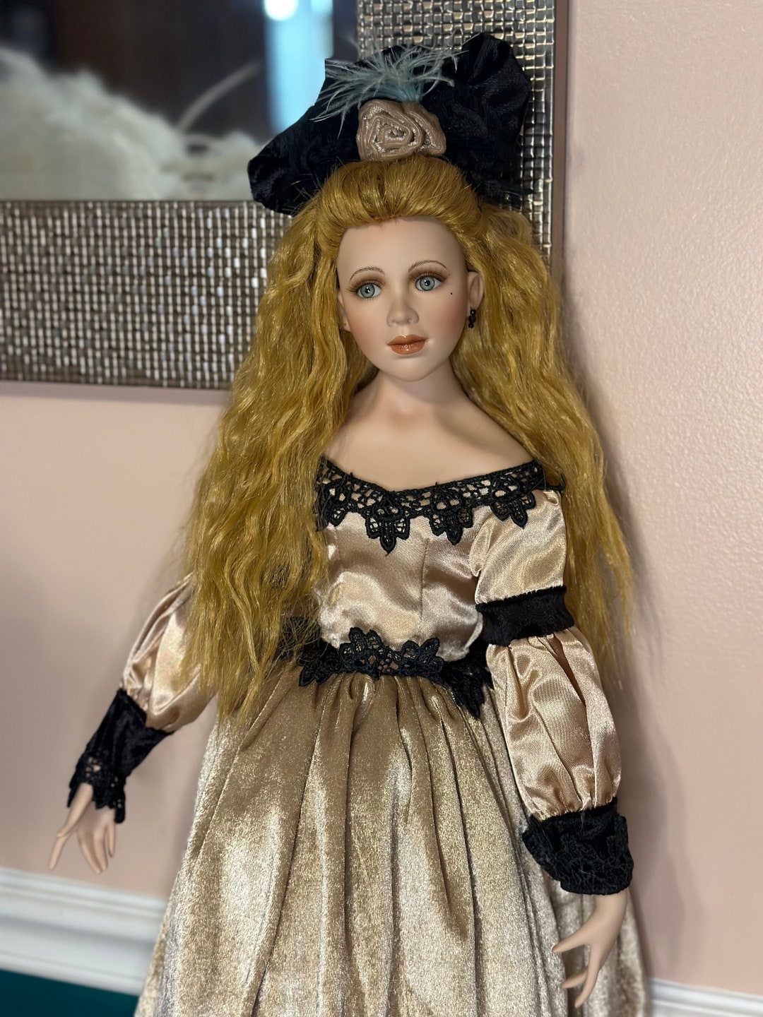 Seymour Mann Porcelain Doll alyssa Signature Series - Etsy UK