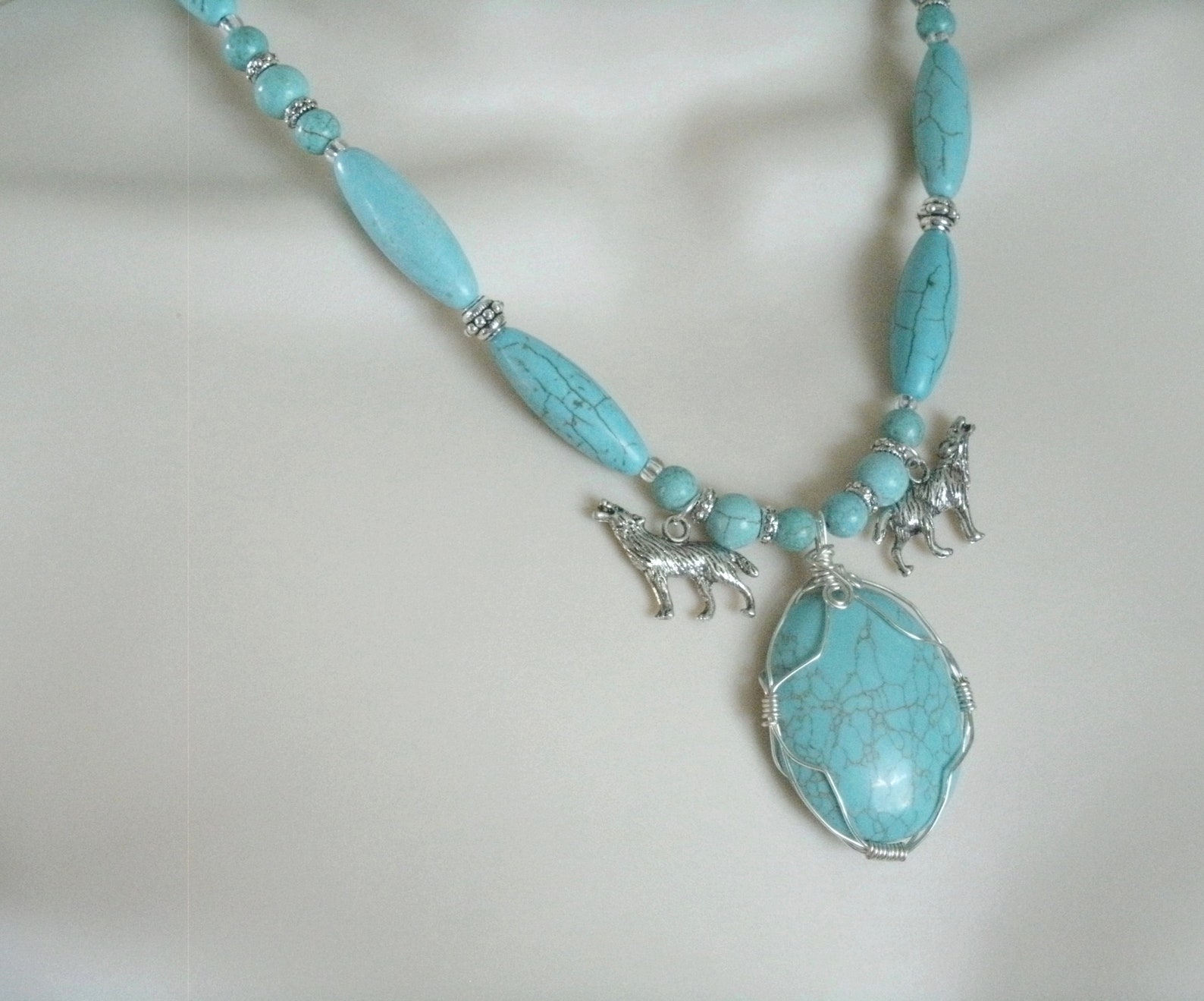 Turquoise Necklace Wolf Southwestern Jewelry Southwest Native American ...
