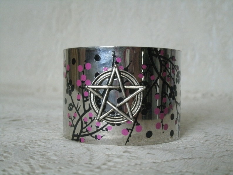 Magical Flower Pentacle Bracelet Wiccan Jewelry Pagan Jewelry - Etsy