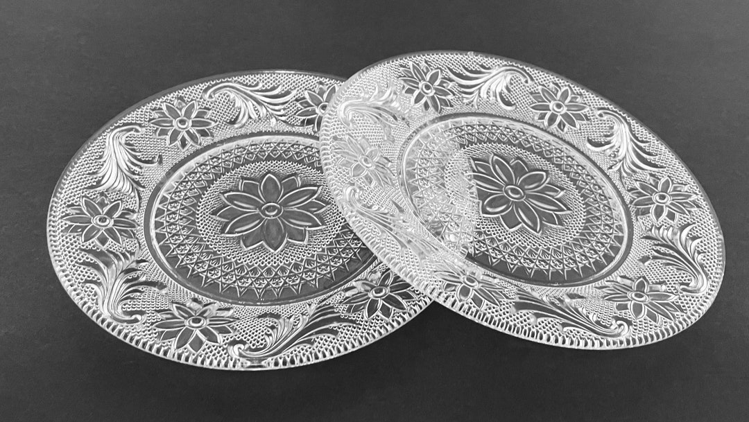 Tiara Crystal Indiana Glass Sandwich Clear Pattern Luncheon Plates 8 1/ ...