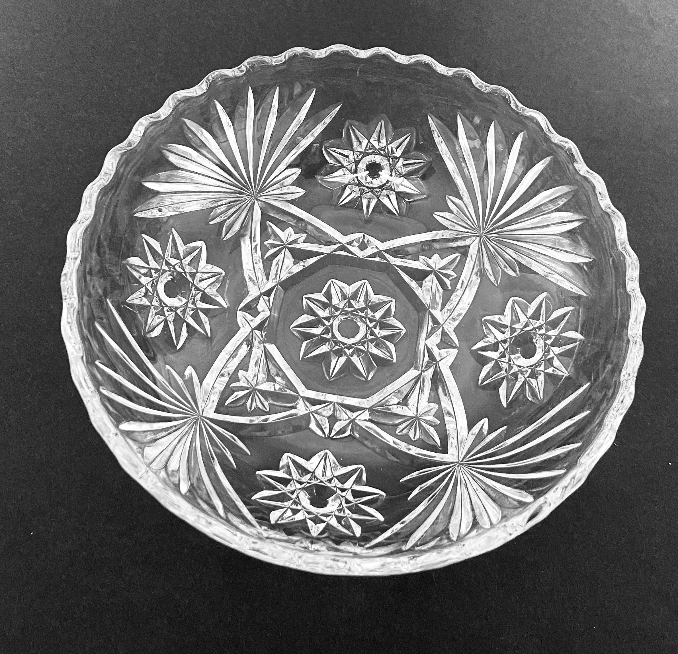 Anchor Hocking Early American Prescut Star of David Scalloped Rim Round ...