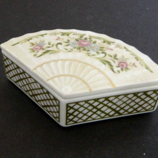 Fan Shaped Box - Etsy