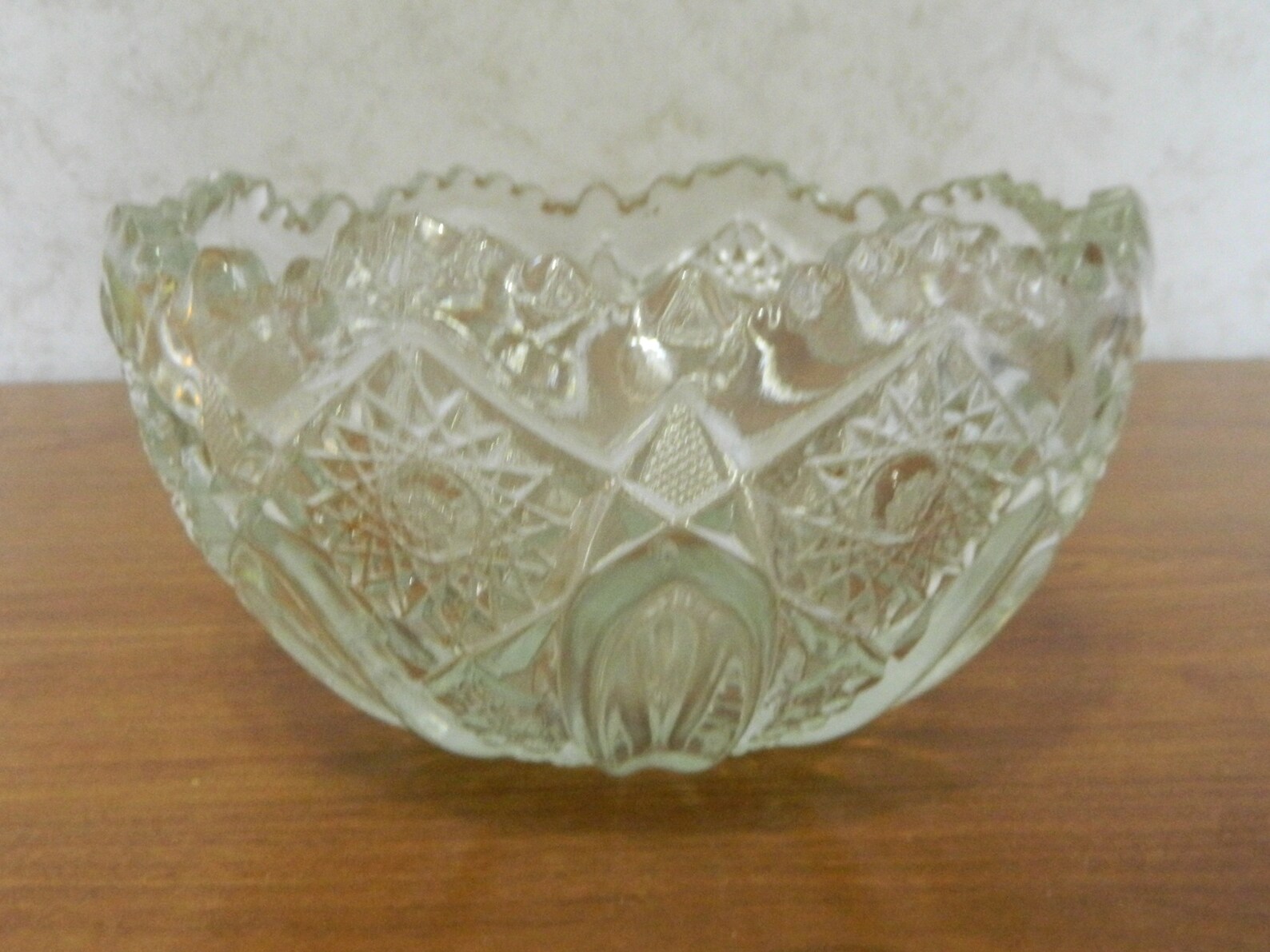 EAPG Mckee's Quintec Crystal Bowl, Saw Tooth Edge - Etsy