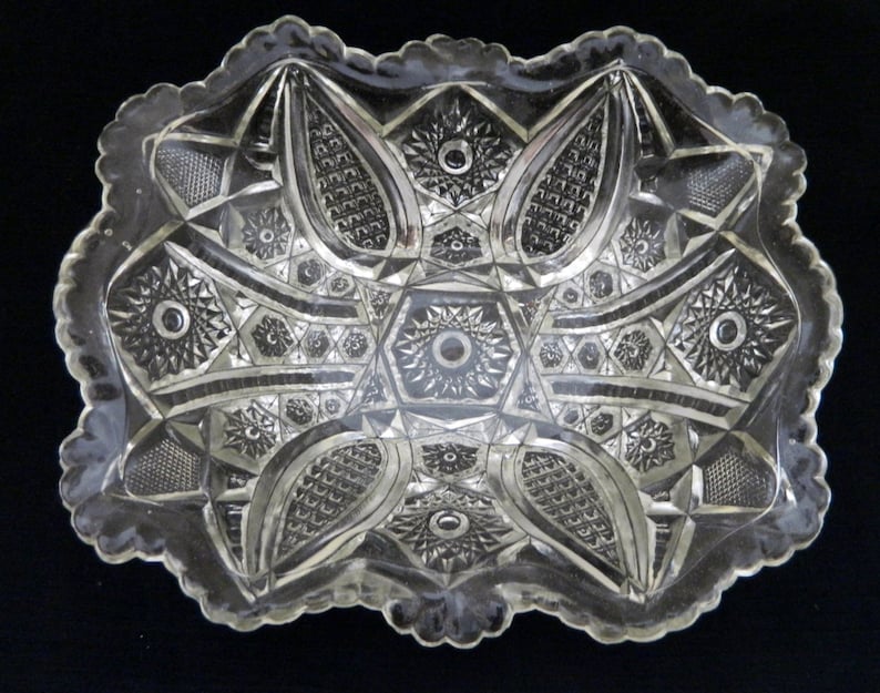 Indiana Glass Paneled Daisy & Fine Cut Rectangular Salad Serving Bowl ...