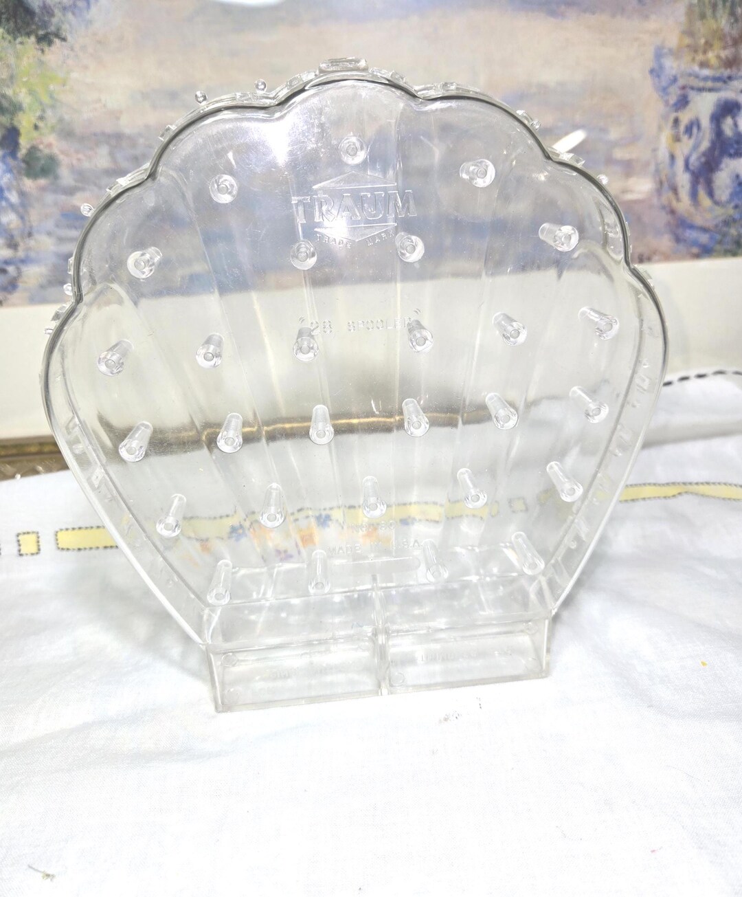 Vintage Clear Plastic Clam Shell Thread Holder Box Container Traum 28 ...