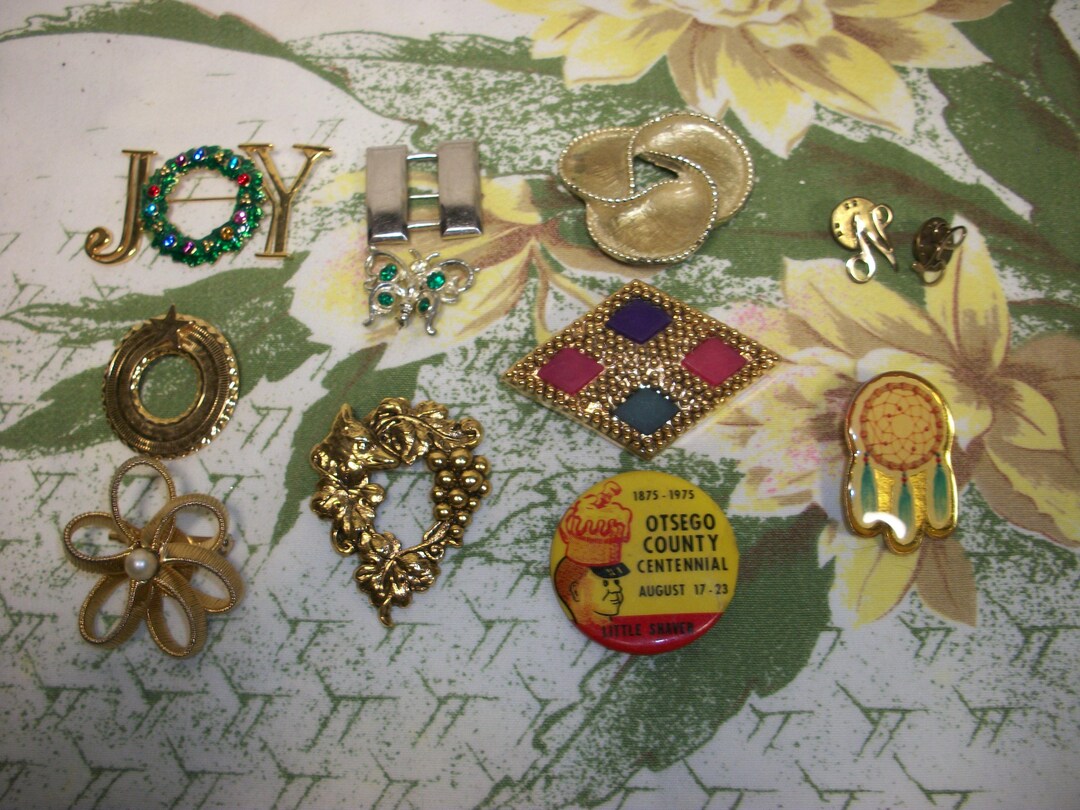 Vintage Lot Group Set of 12 Wearable Pins Brooches Nice Assortment - Etsy