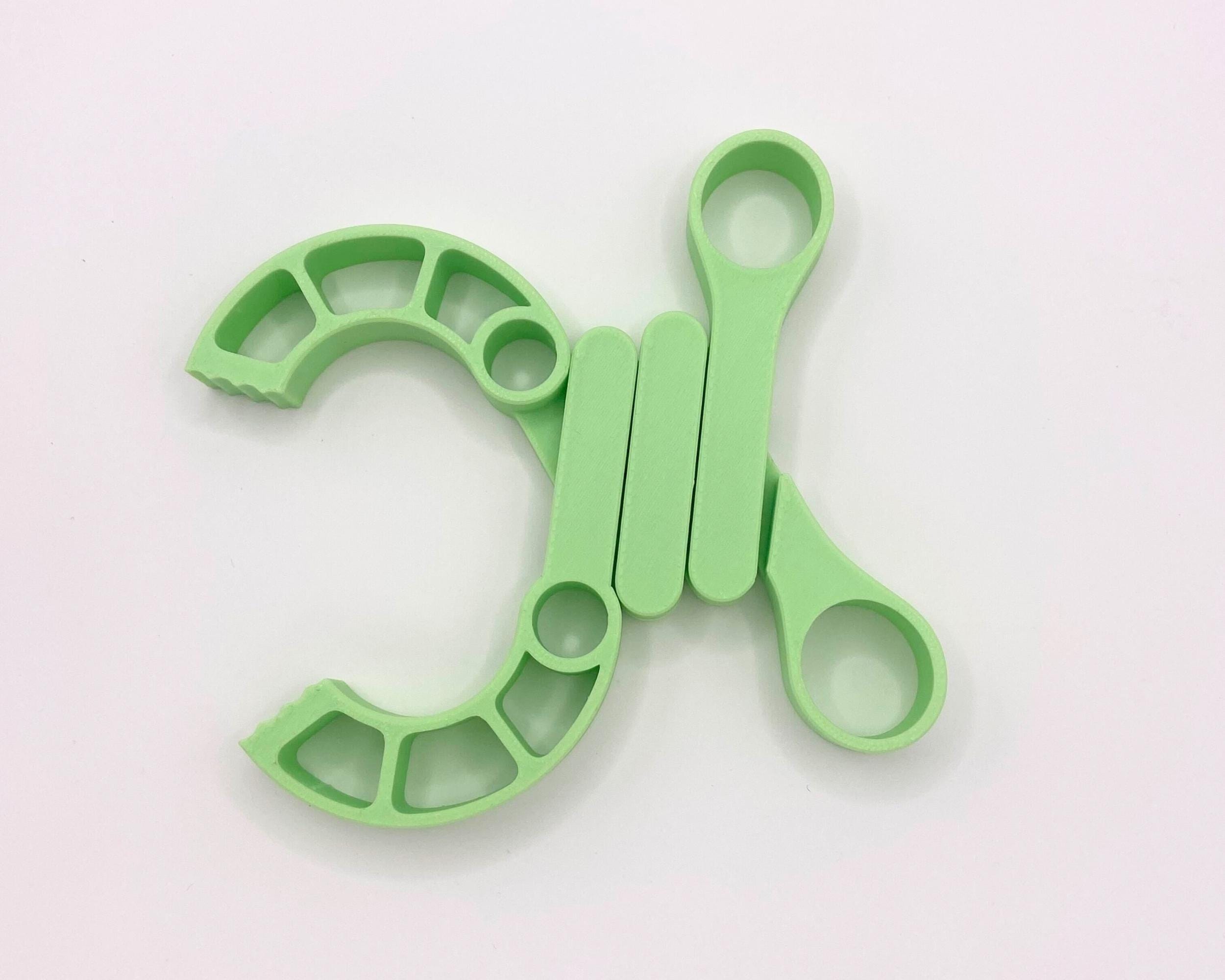 Extendable Mini Claw Grabber Toy – 3D Printed Fidget Gadget for Kids ...