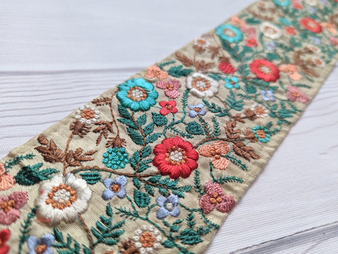 Boho Trim, Saree Border, Embroidered Trim, Beige Lace, Indian Trim by ...