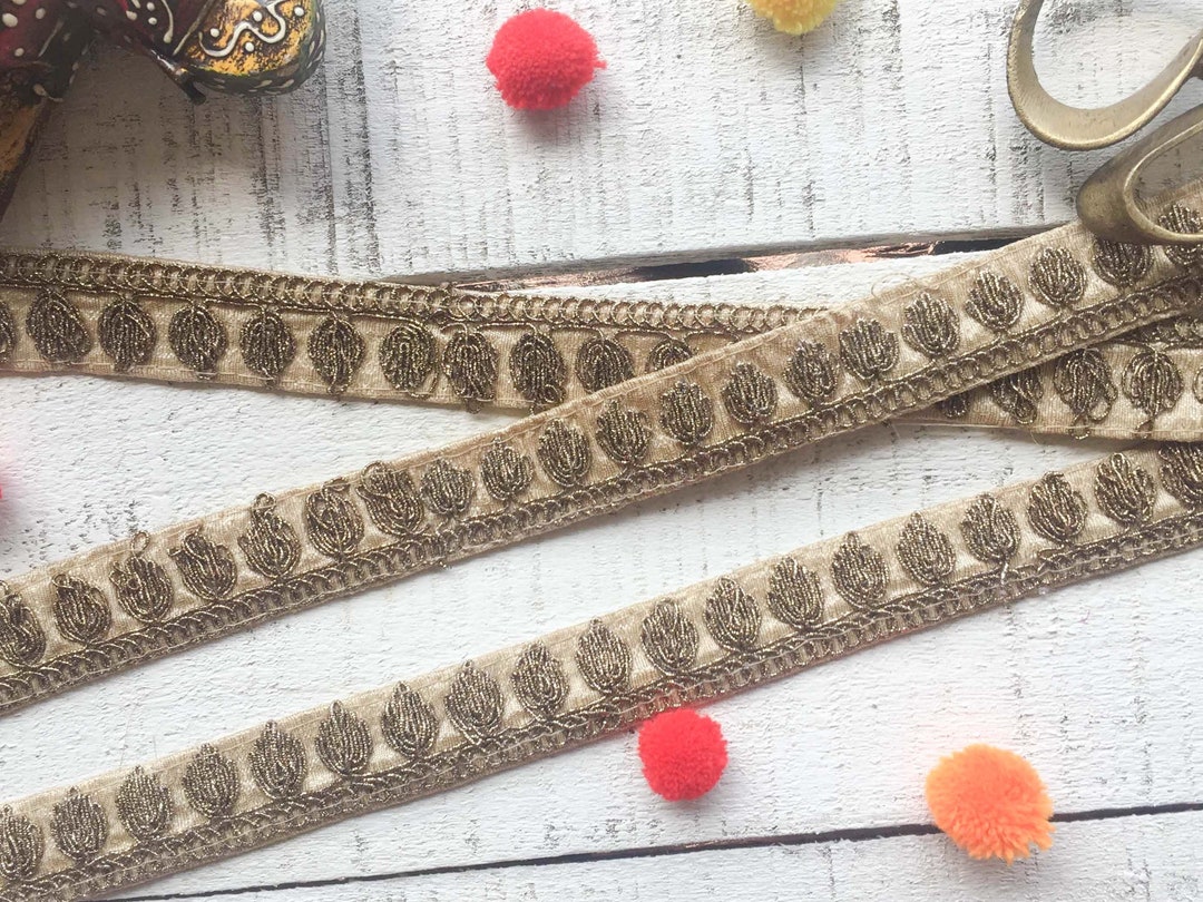 Indian Thick Threadwork Embroidery, Beige Lace, Saree Border, Indian ...