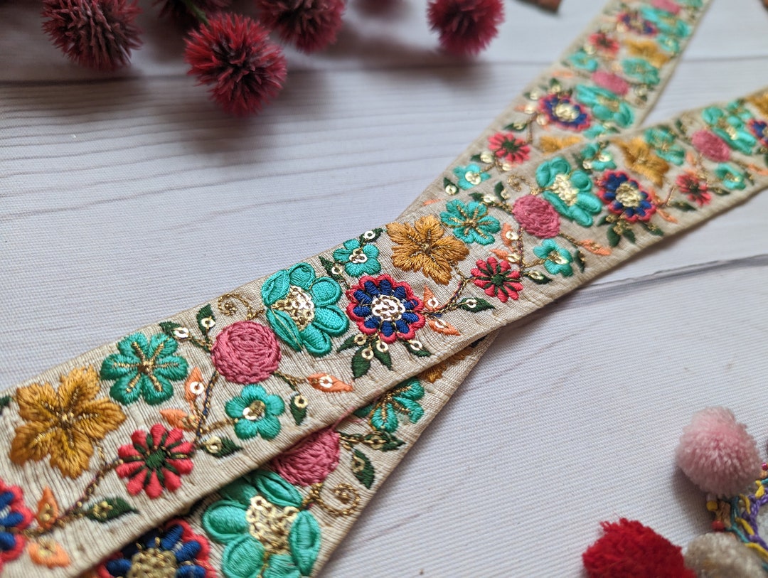 Indian Lace, Embroidered Trim, Indian Trim by the Yard, Saree Border ...