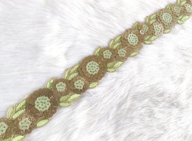 Indian Lace, Indian Embroidery, Green, Golden Trim, Scalloped Lace ...
