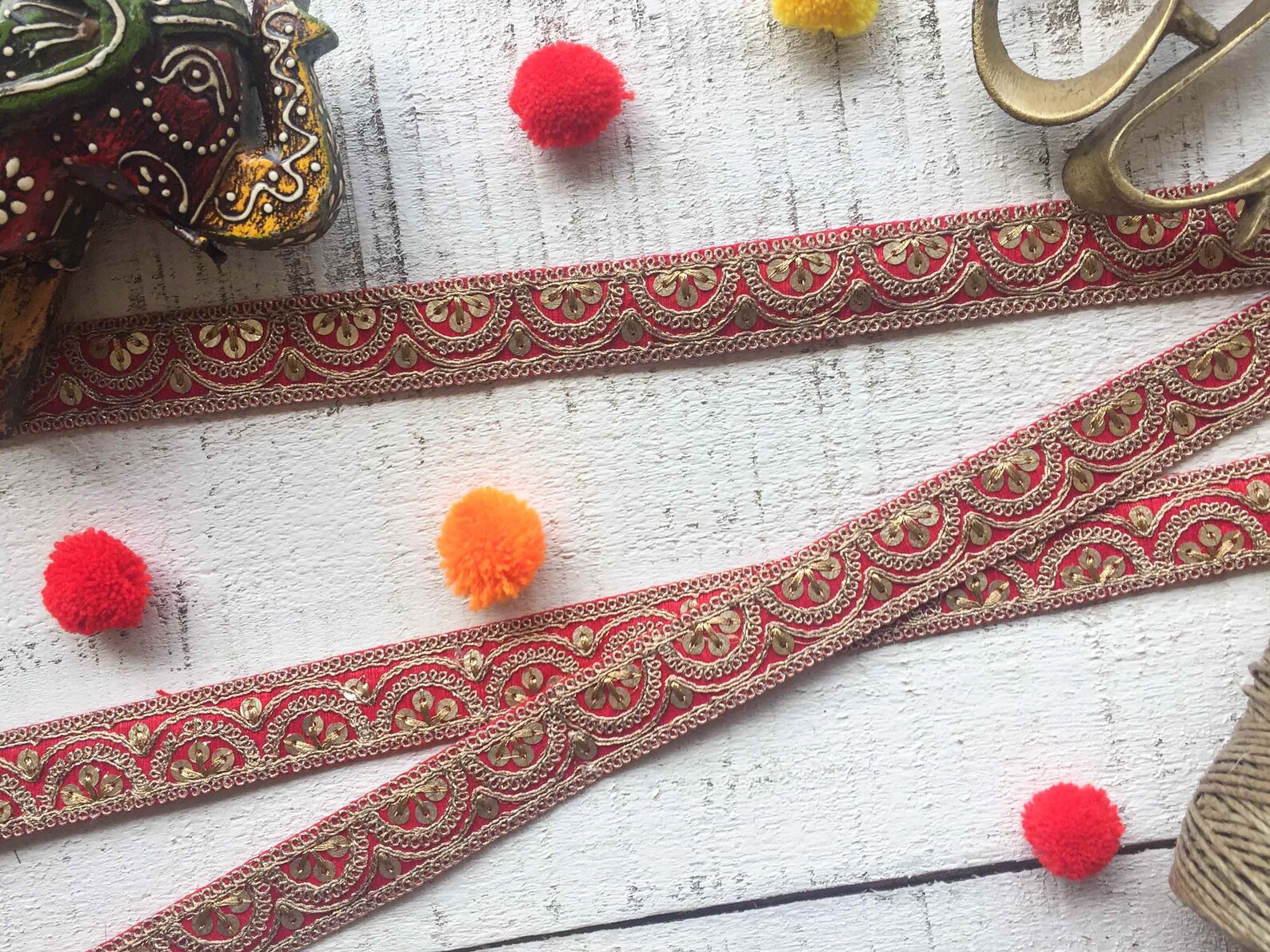Saree Border, Indian Lace, Embroidered Border, India Fabric Trim, Gold ...