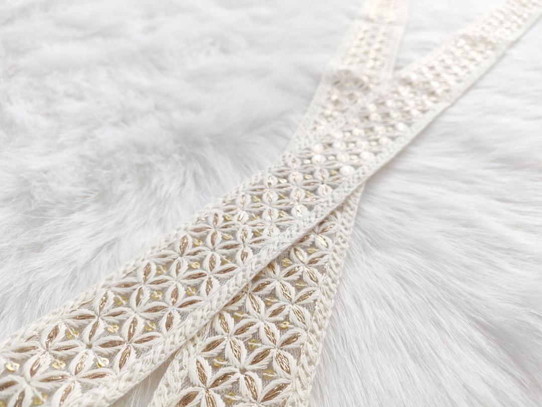 Boho Trim, Saree Border, Indian Trim by the Yard, Embroidered, White ...