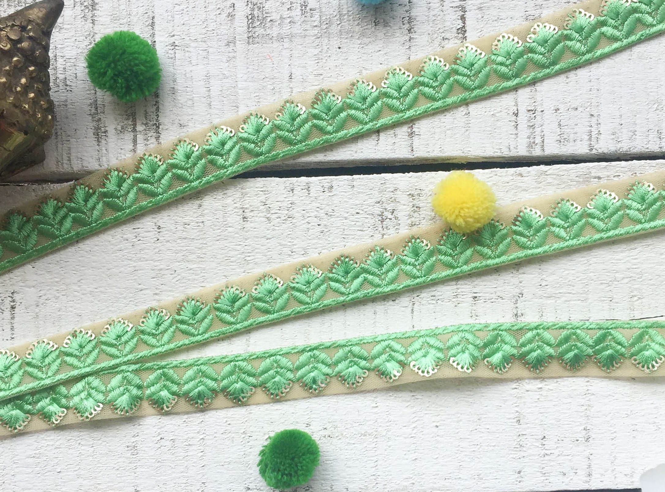 Indian Border, Green Floral Pattern, Light Beige Lace, Embellished With ...