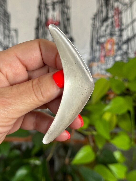 1980s Sterling Silver Boomerang pin. Atomic Pin. Beau… - Gem