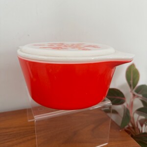 Pyrex Friendship Pattern, Red Casserole Dish Love Bird Pattern White ...