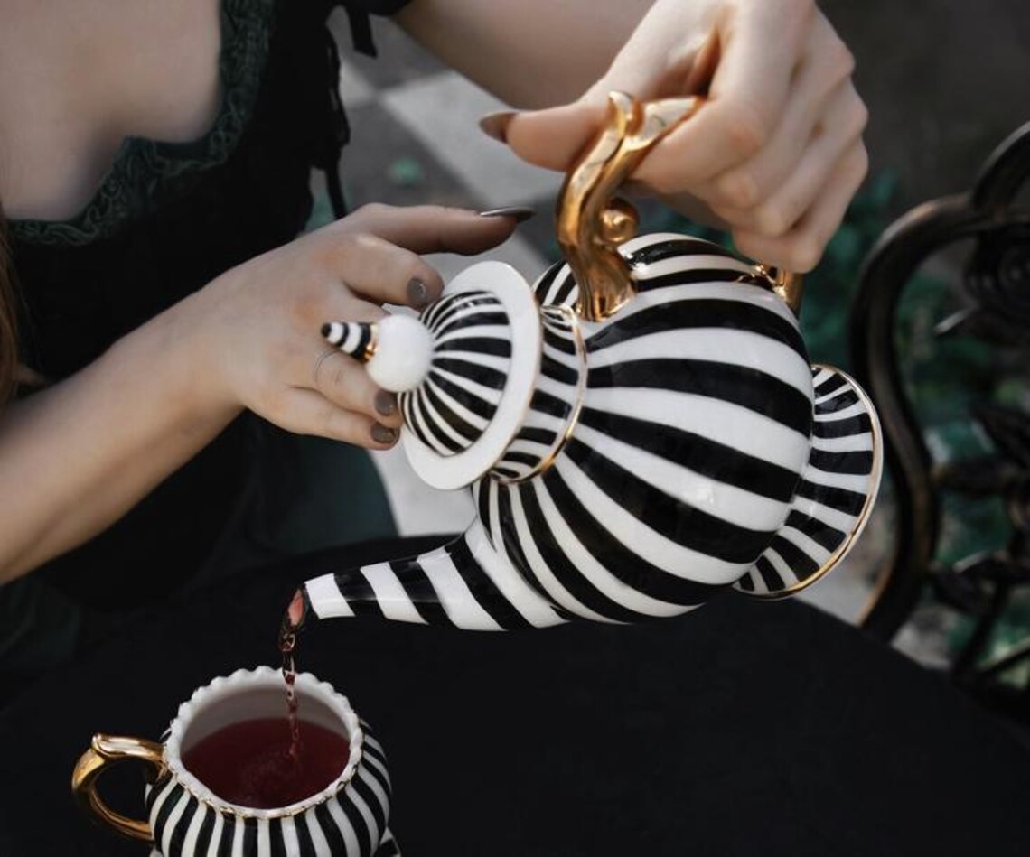 Grim & Ghostly Teapot - Etsy