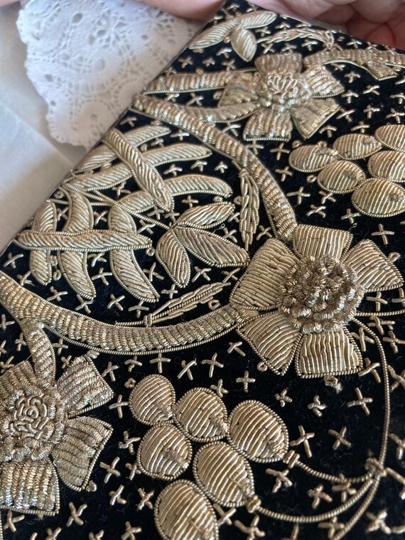 1930s Art Deco Metallic Silver Tinsel Rose Embroidere… - Gem